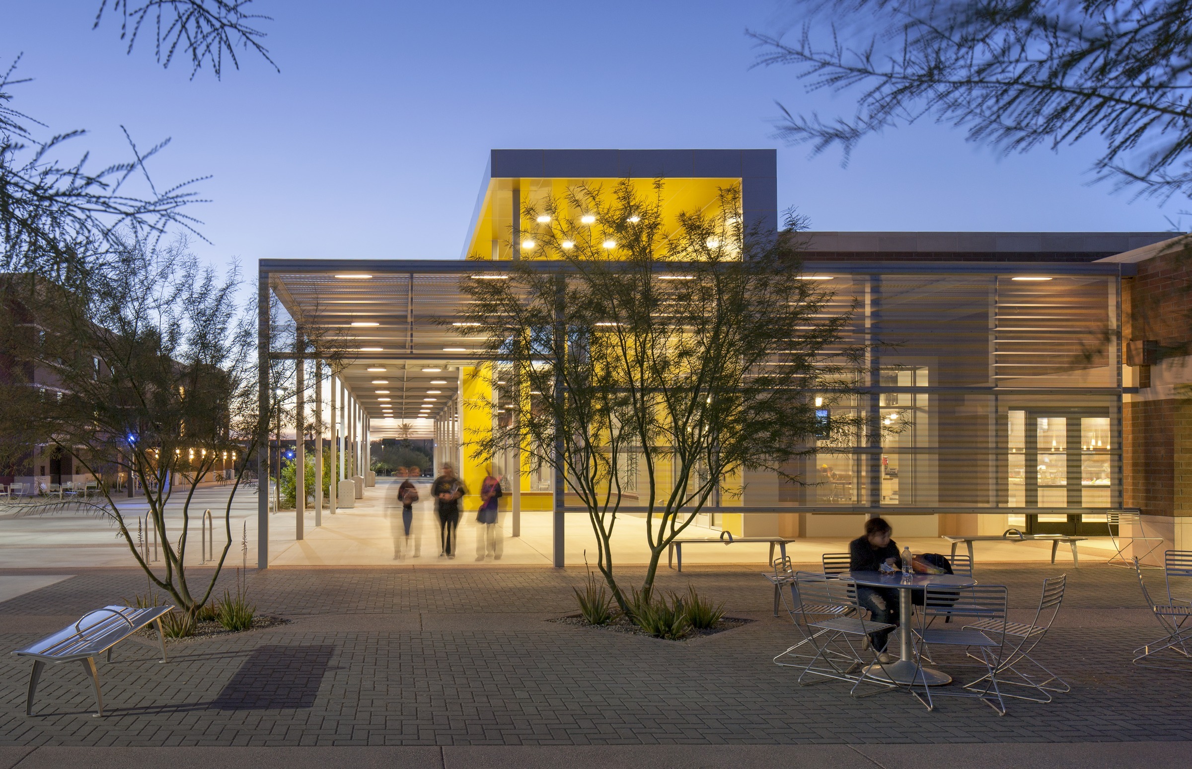 Verde Dining Pavilion